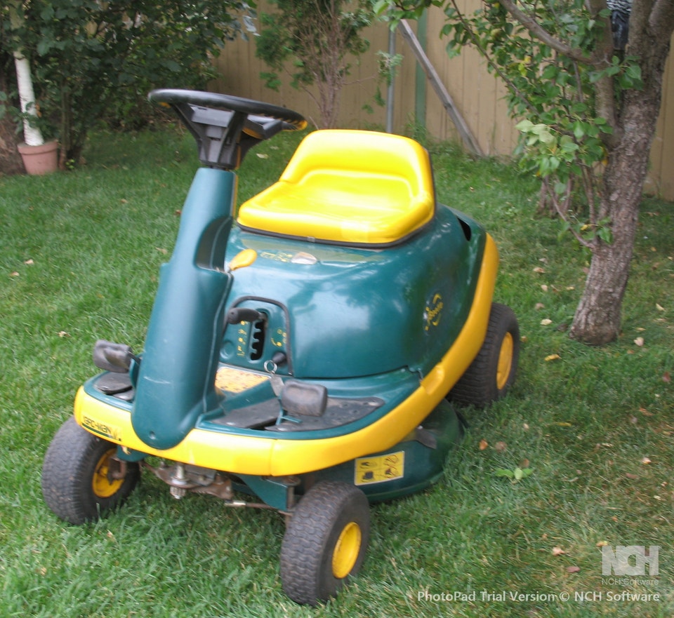 Riding Lawn Mower Yard-Man 8.5HP Beetle/Bug - RARE - Unusual -A1 ...