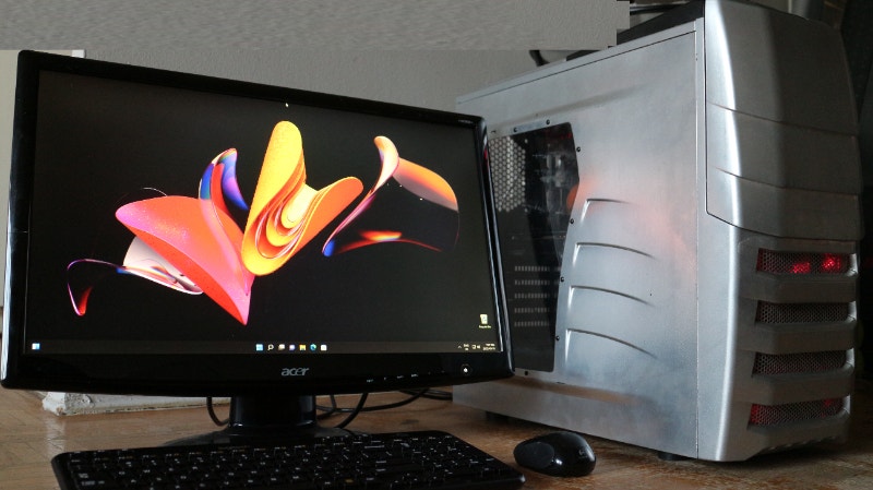 Gaming desktop Win11 PC Core i5-4570,8GB,GTX1060 23" monitor set ...