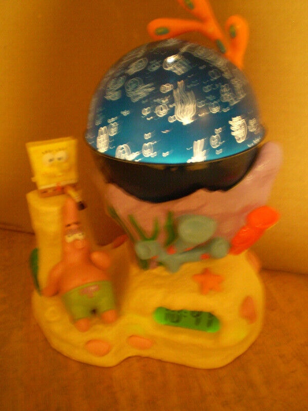 SpongeBob and Patrick Figural Alarm Clock with Projector | Arts ...
