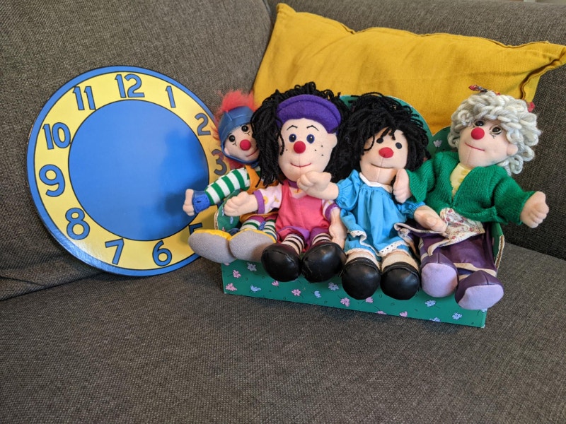 Vintage Big Comfy Couch Doll Set w/ Couch & Clock | Toys & Games ...