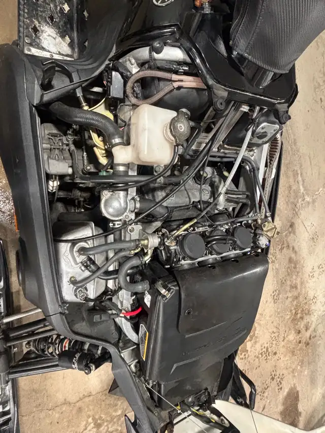 2006 Yamaha Vector GT | Snowmobiles | Winnipeg | Free local classifieds ...