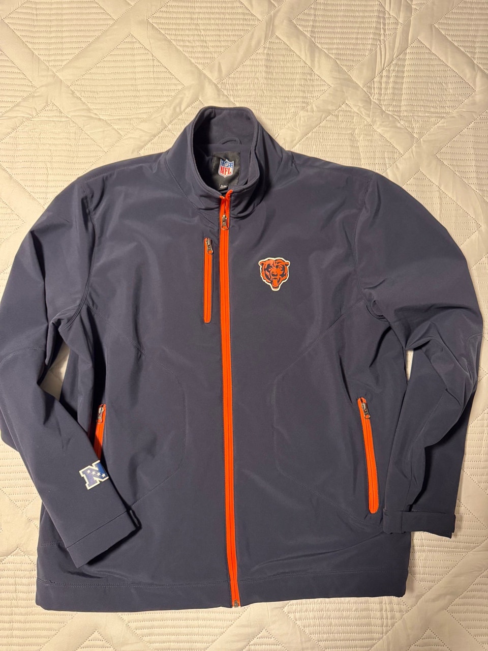 Chicago Bears NFL Softshell Jacket | Men's | Hamilton | Free local ...