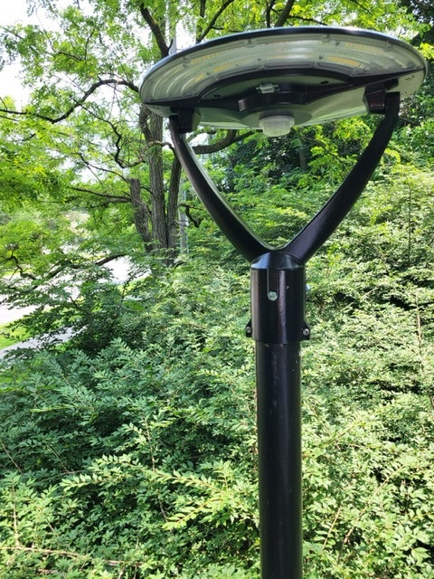 3'' Aluminum light pole 10 ft | Outdoor Lighting | City of Toronto ...