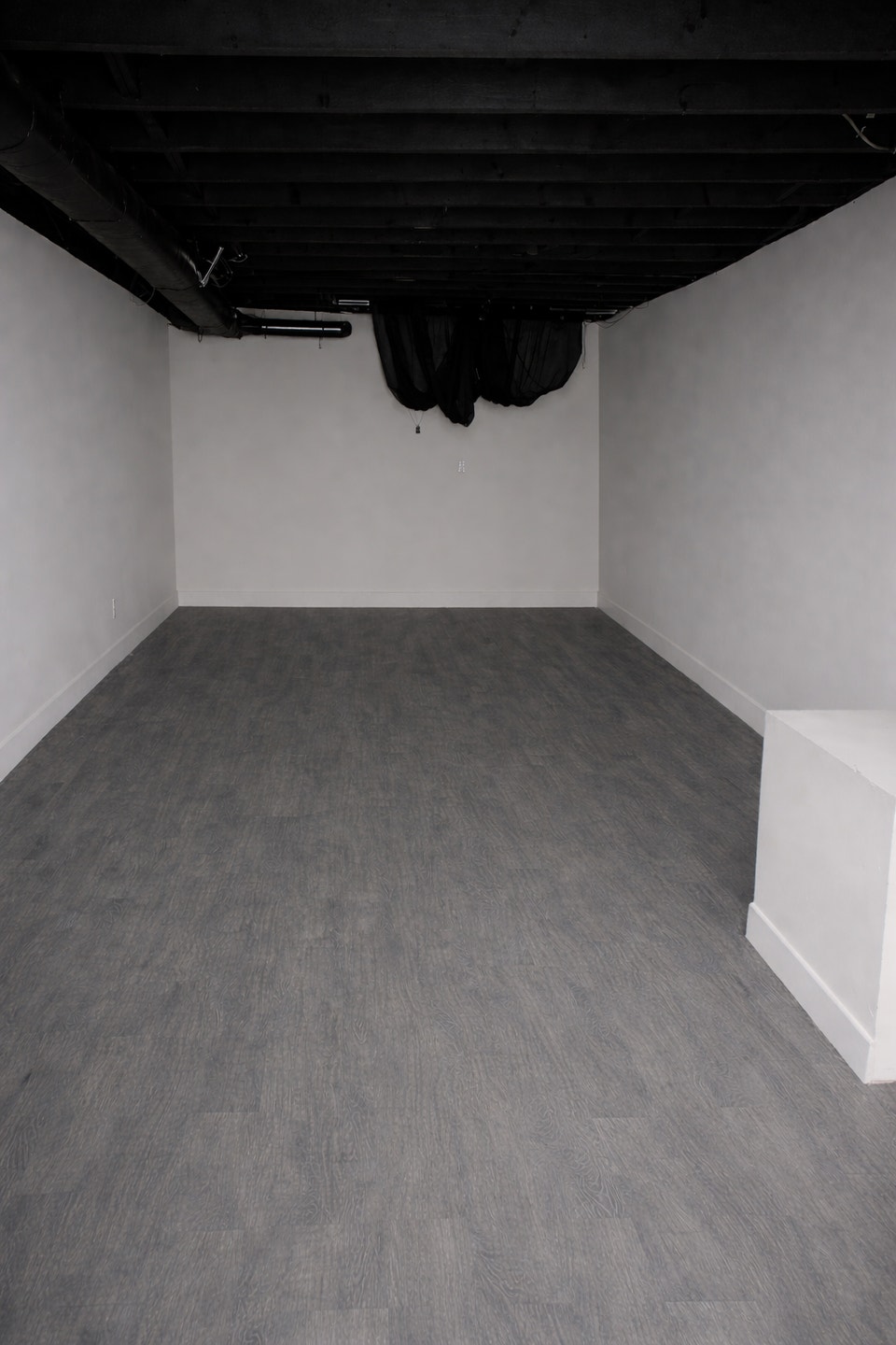 Commercial studio space available one room basement | Commercial ...