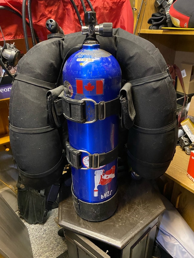 Back Inflate Scuba B.C.D. | Water Sports | Sarnia | Kijiji