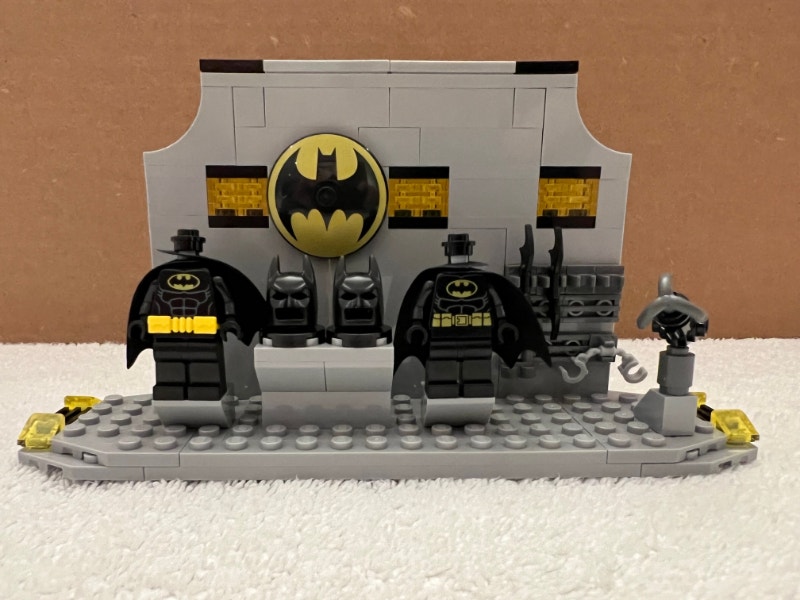 Lego BATMAN - MOC Diorama "Batman Armory": All NEW & GENUINE ! | Toys ...