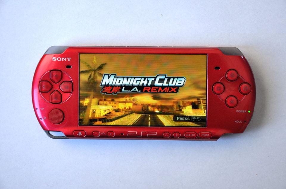 *RARE* Red Sony PSP 3000 Slim WITH 250+ GAMES! *RARE* | Sony PSP & Vita ...