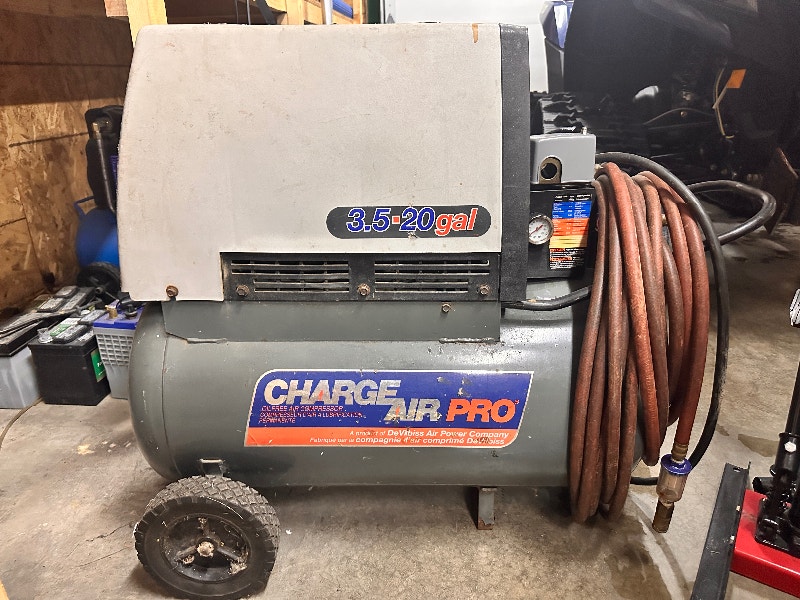 20 gal air compressor | Power Tools | Fredericton | Free local ...