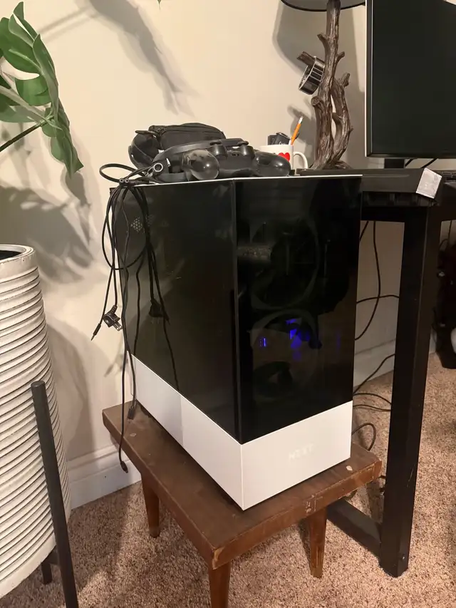 custom build gaming PC, and desk | Desktop Computers | Oshawa / Durham ...