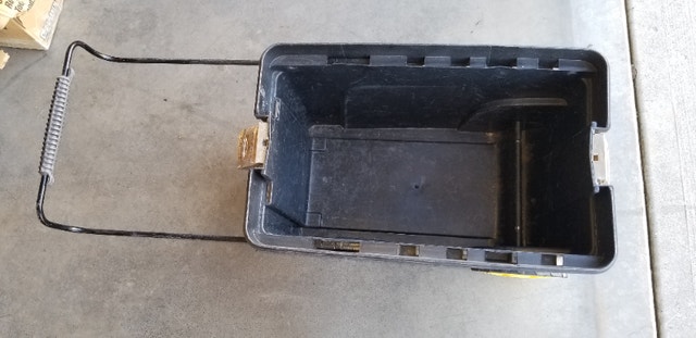 STANLEY HEAVY DUTY MOBILE TOOL CHEST | Tool Storage & Benches | Calgary ...