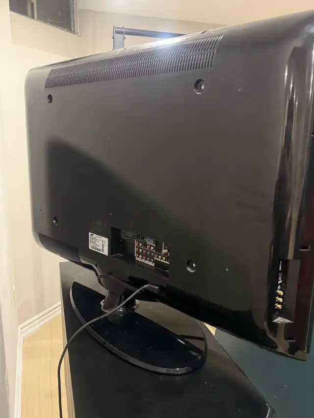 Samsung TV | TVs | Mississauga / Peel Region | Free local classifieds ...