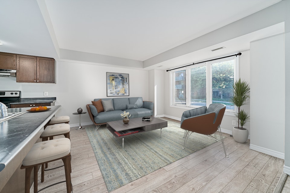 December: Ex-large and bright 2-bdrm apt on top floor of triplex | Long ...