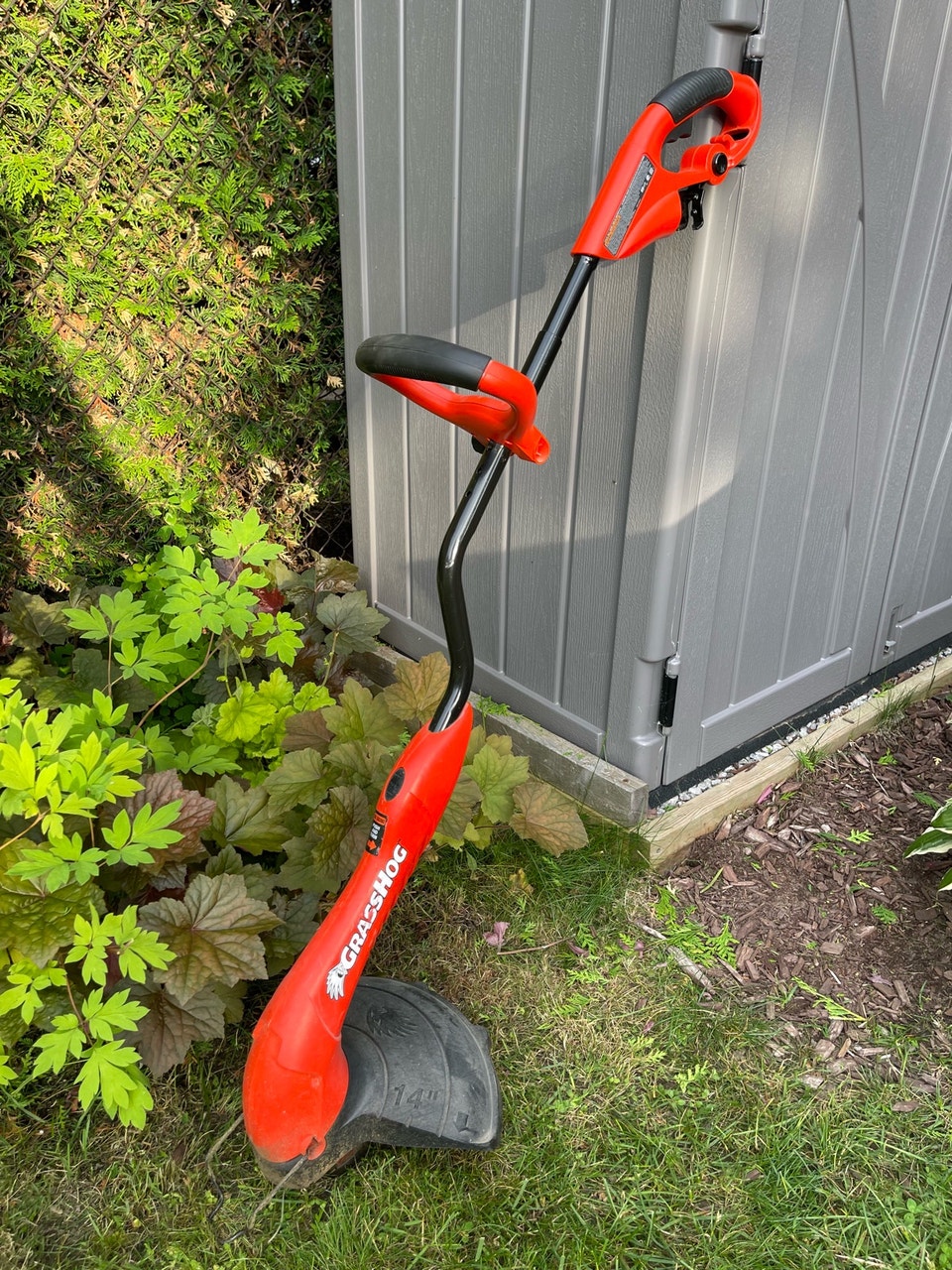 Black & Decker 14” corded 5A grass trimmer | Lawnmowers & Leaf Blowers ...